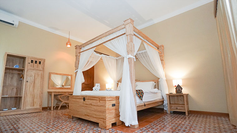 下载手册 | Shanaya Resort Malang | Chinese